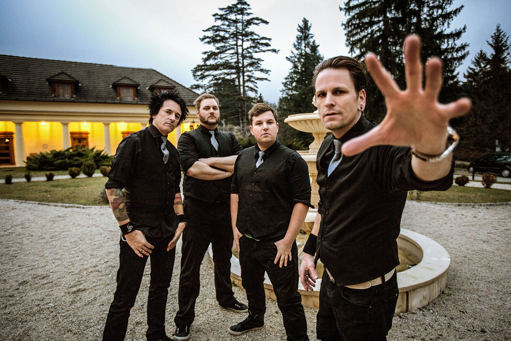 Pyogenesis: nuovo album in uscita domani, online il video del singolo ...