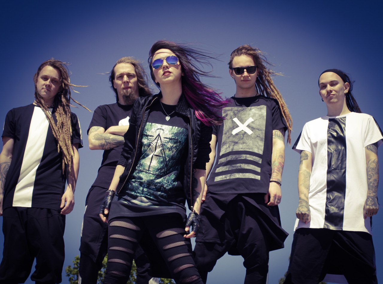 Fallcie: la Vocal One Take di 'Alone with the Beast' - truemetal.it