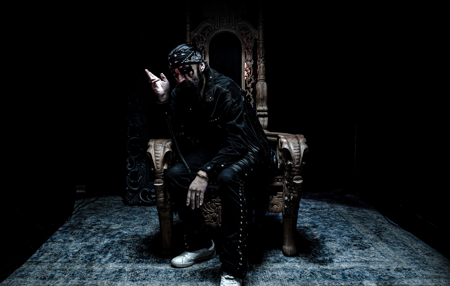 Hank Von Hell: il secondo album solista dell'ex-frontman dei Turbonegro ...