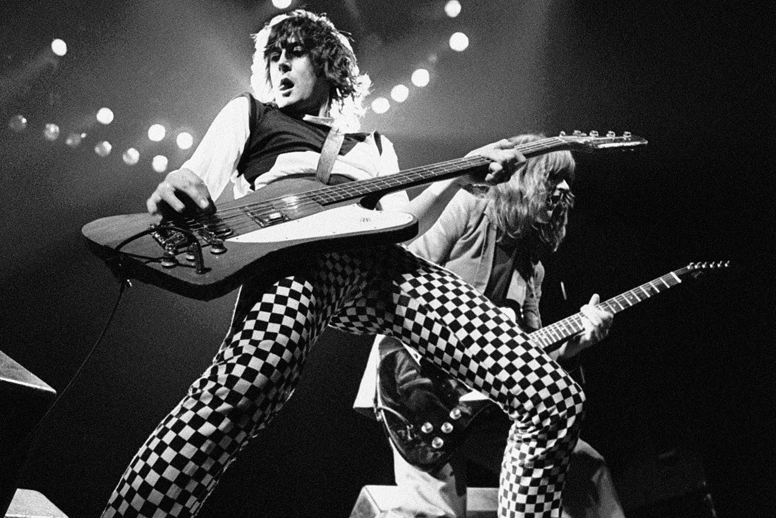 UFO: le reazioni del mondo della musica alla scomparsa di Pete Way ...