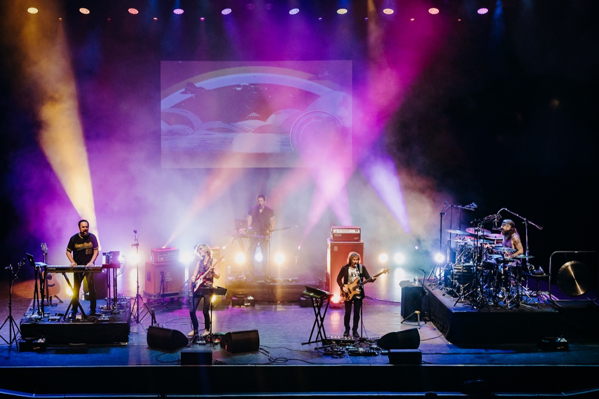 Transatlantic: disponibile il video di 'We All Need Some Light' dal ...