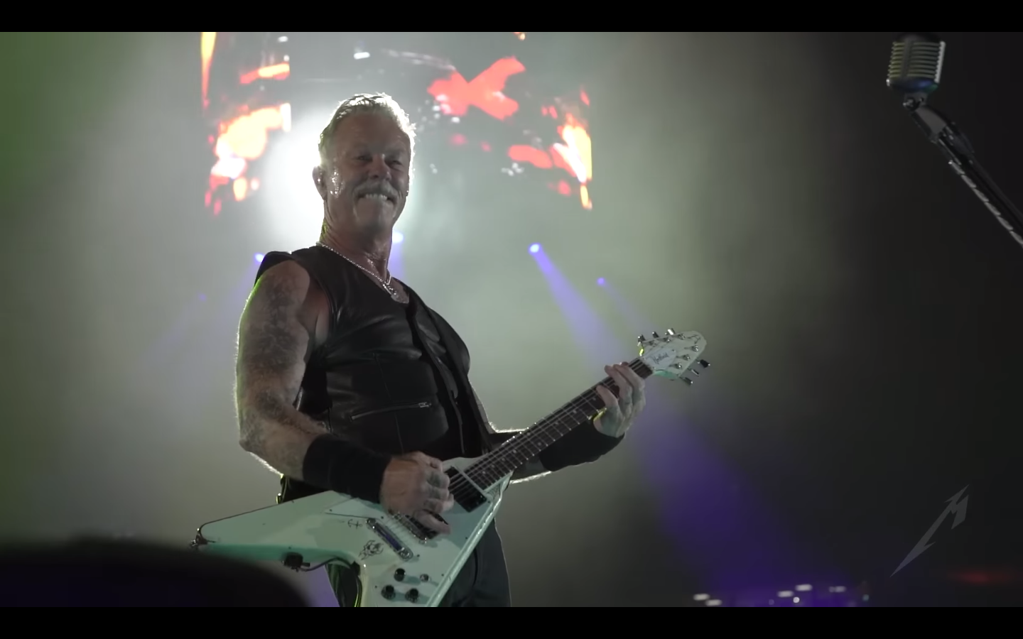 Metallica: il video ufficiale dal vivo di 'Leper Messiah' dallo show di ...