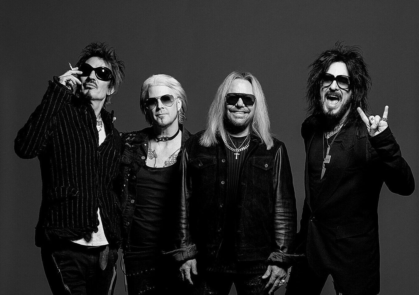 Mötley Crüe: la prima volta dal vivo del nuovo singolo 'Dogs of War ...